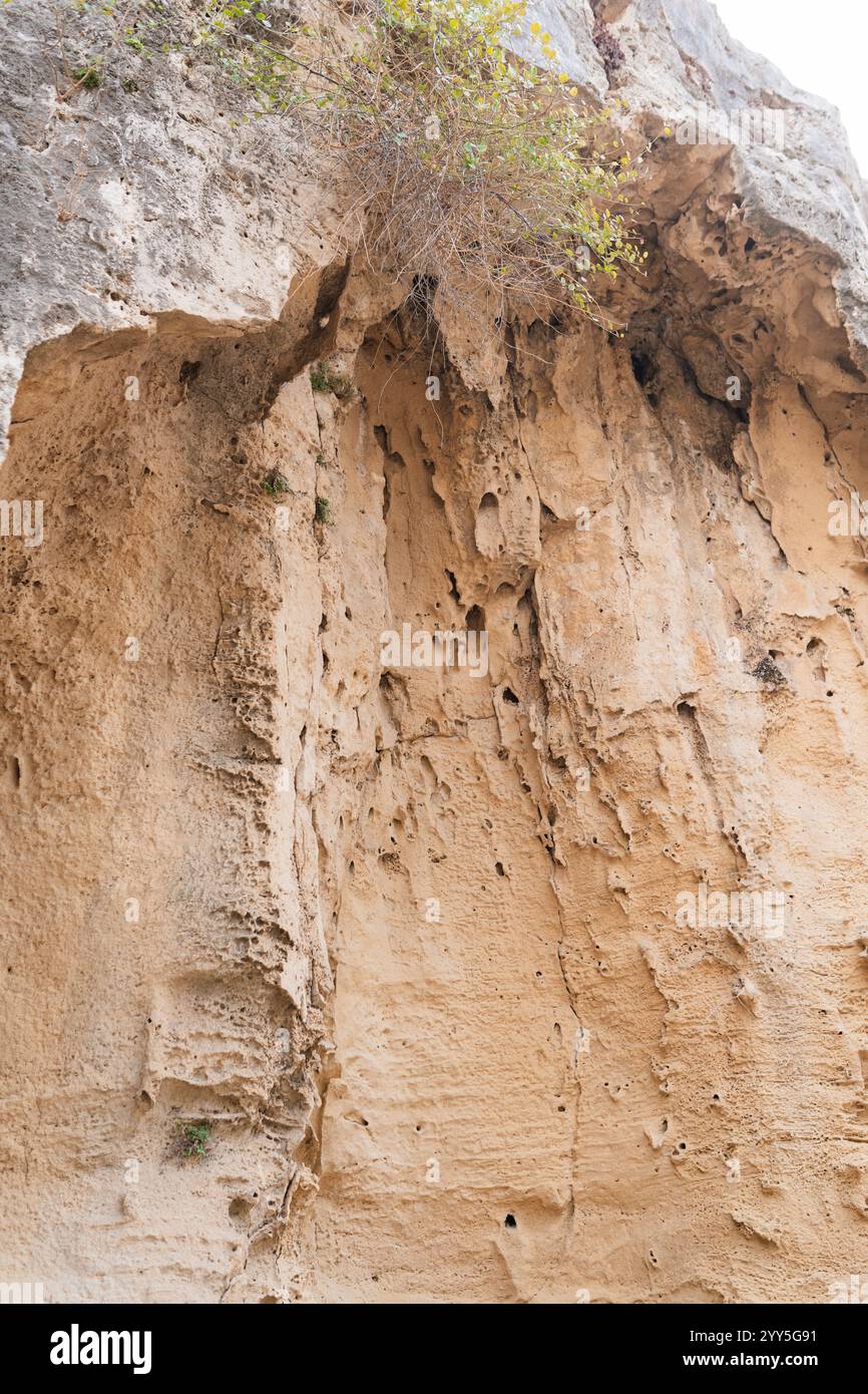 Cave karst pitted limestone hi-res stock photography and images - Alamy