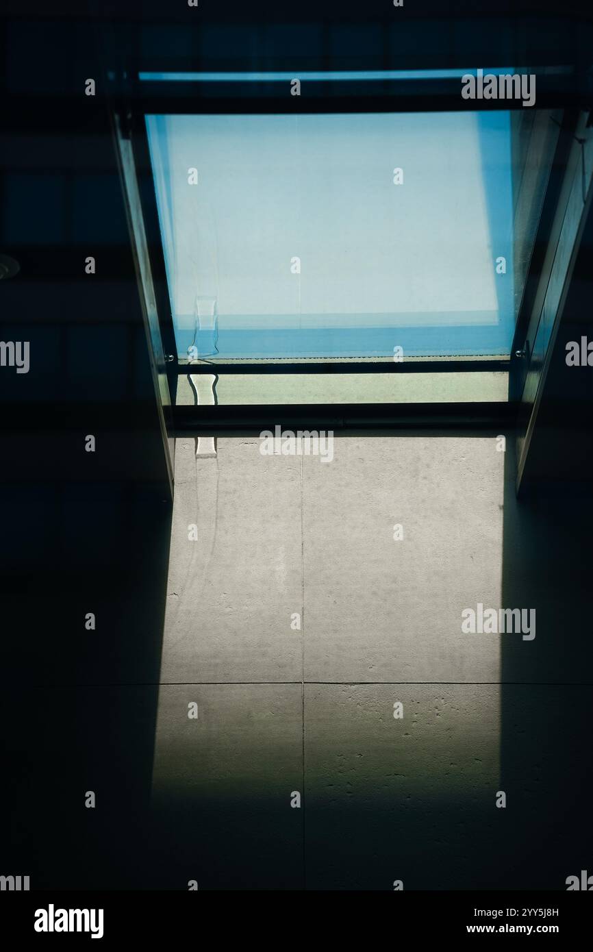 Textures Reflection Light from the window Stock Photo - Alamy