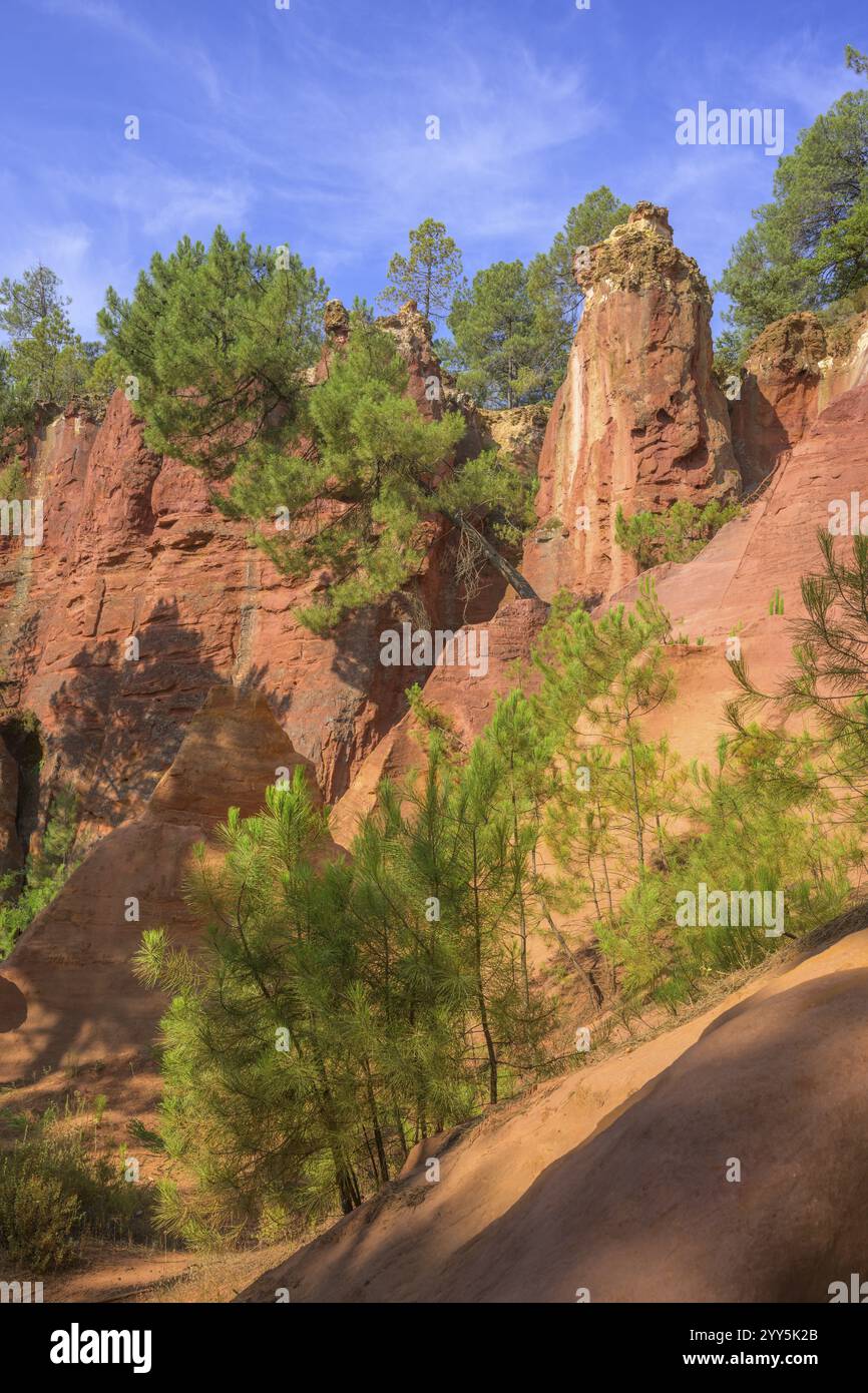 Ochre rocks of Roussillon, Departement Vaucluse, France, Europe Stock ...