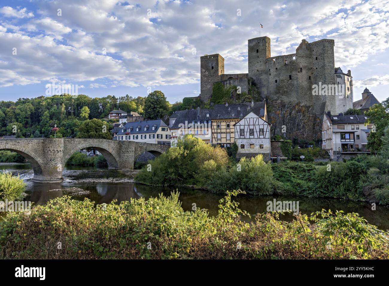 Old Lahn Bridge, Runkel Castle, hilltop castle from the high Middle ...