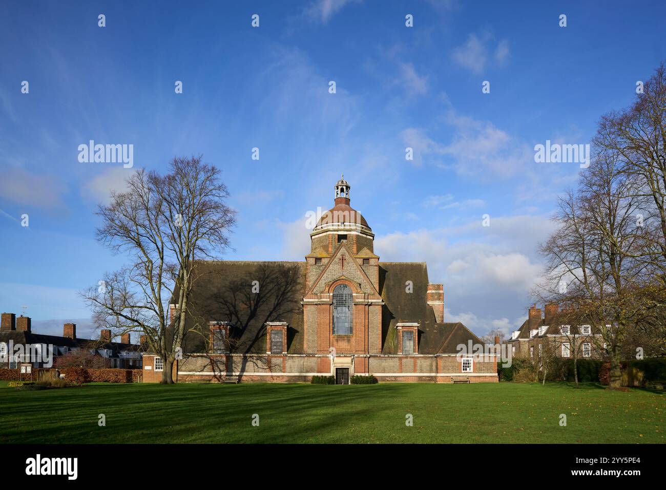 Hampstead Garden Suburb Free Church, Central Square, Hampstead Garden ...