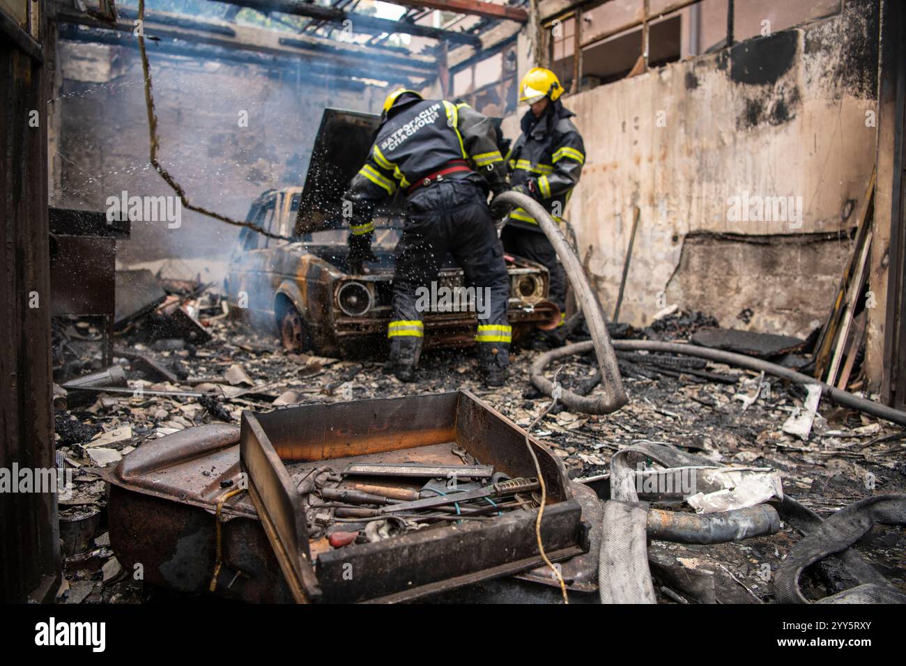 Fire extinguishing vehicle hi-res stock photography and images - Alamy
