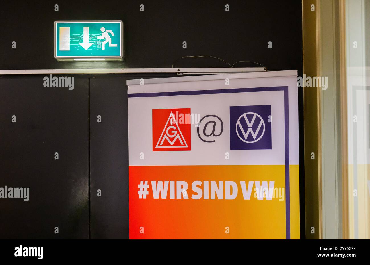 Hanover, Germany. 19th Dec, 2024. A roll-up with the inscription "#Wir ...