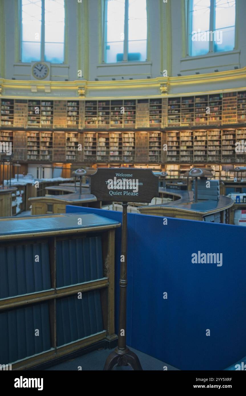 "Quiet please". The British Museum reading room Stock Photo - Alamy