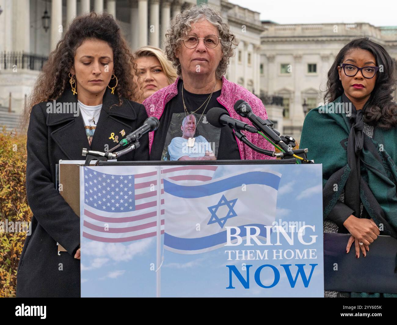 20241218 hostagepresser 27 jpg hi-res stock photography and images - Alamy