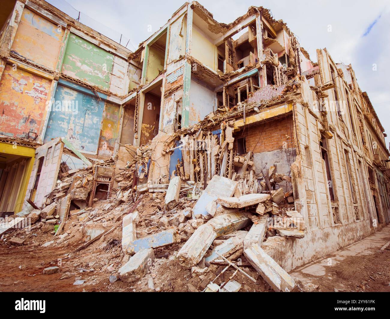Havana Cuba Deteriorated Buildings Living Conditions Stock Photo - Alamy