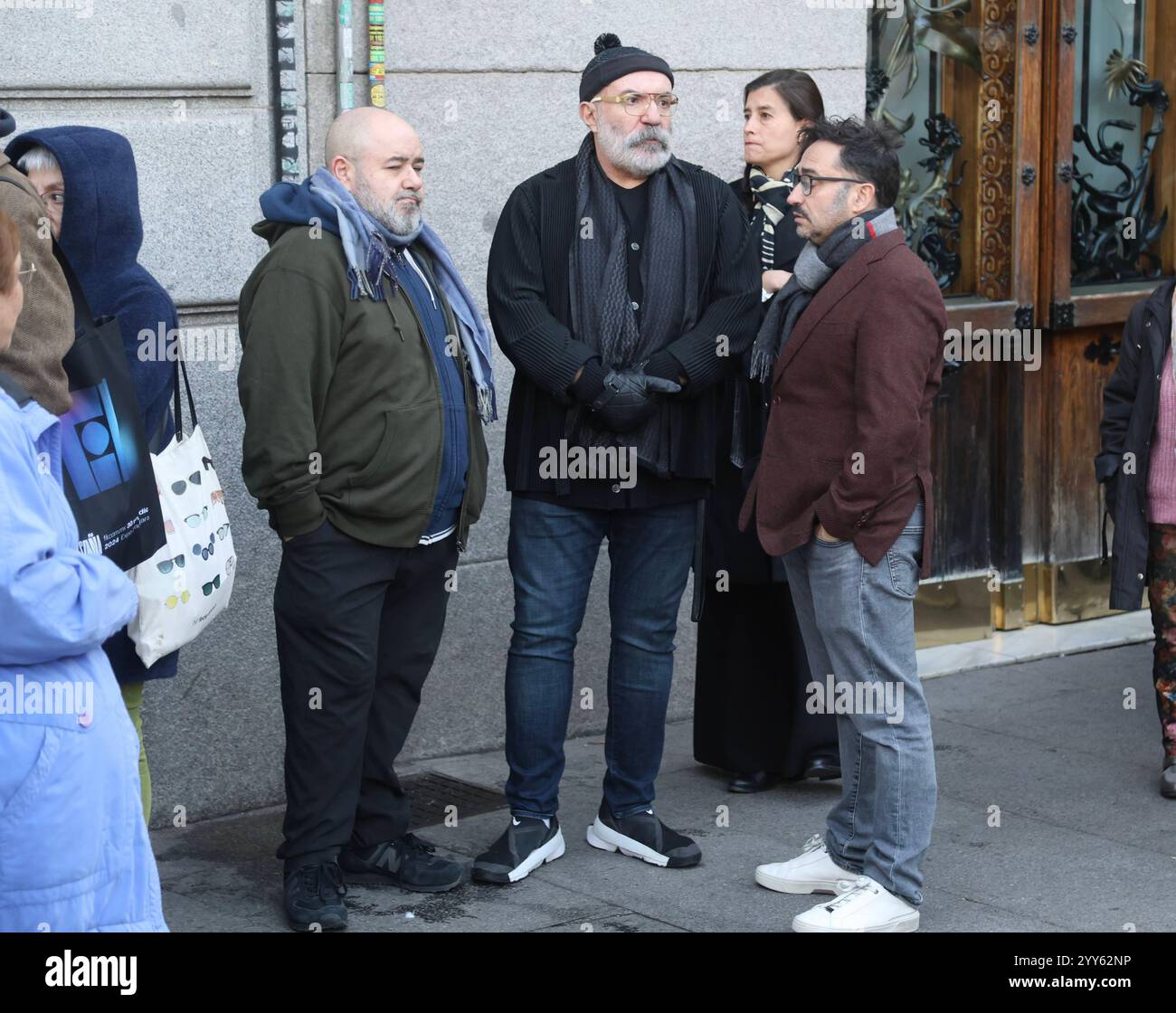 Madrid, Spain. 18th Dec, 2024. Familiares y amigos de Marisa Paredes ...