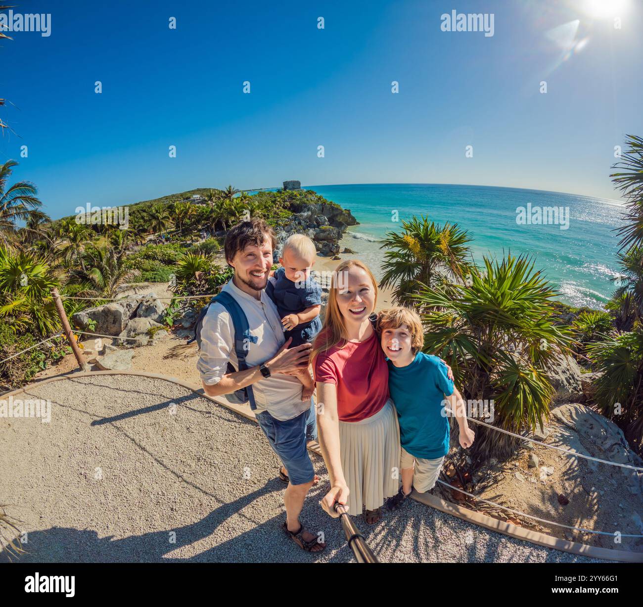 Two majestic structures hi-res stock photography and images - Alamy