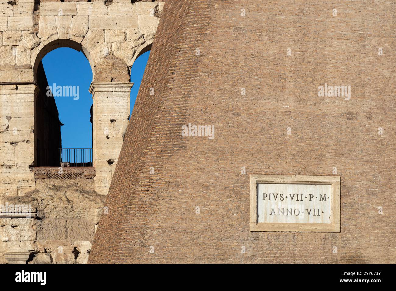 Colosseum rome italy wall plaque hi-res stock photography and images ...
