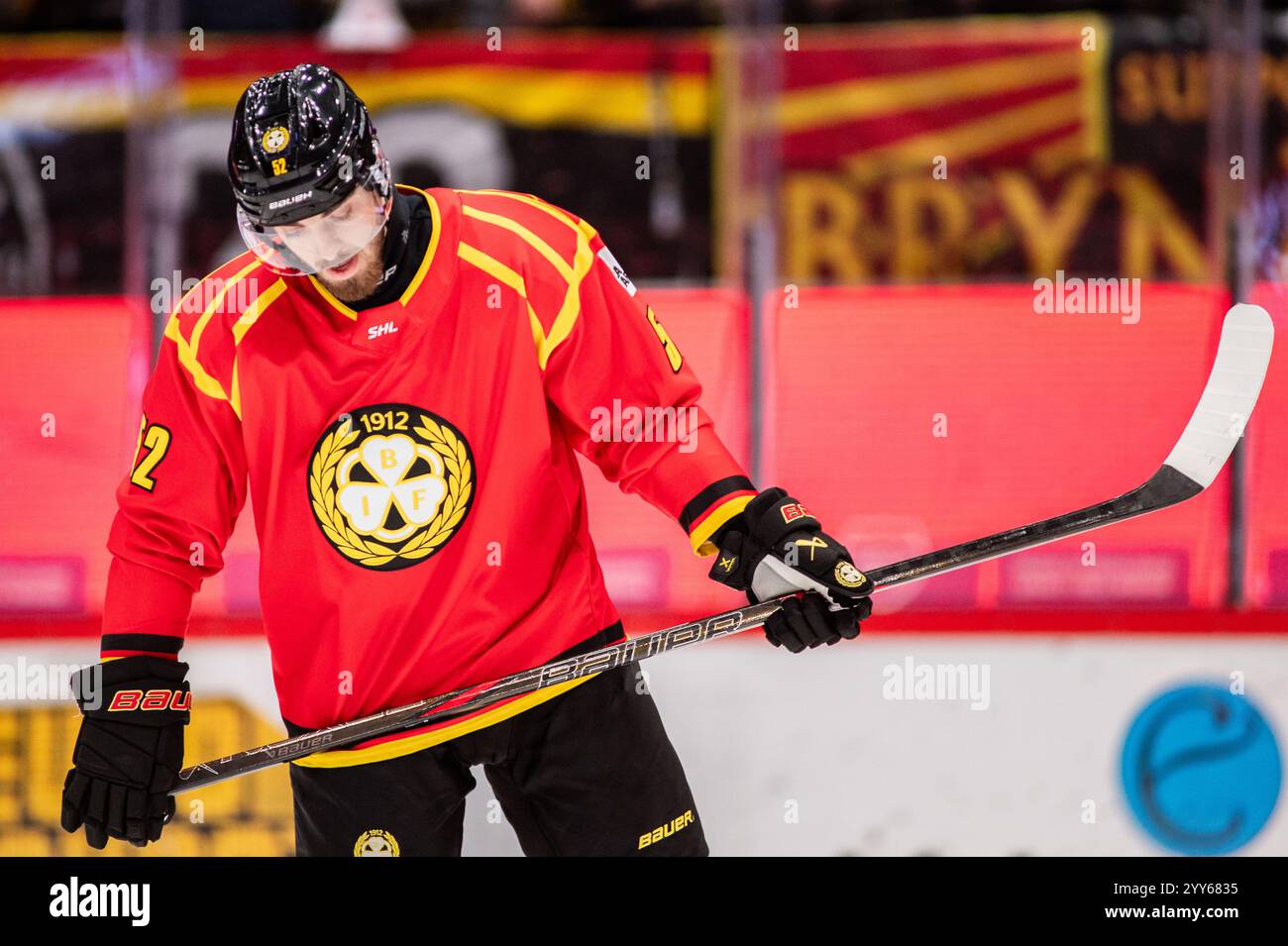 241219 Brynäs Jack Kopacka deppar under ishockeymatchen i SHL mellan Brynäs och Färjestad den 19 ...
