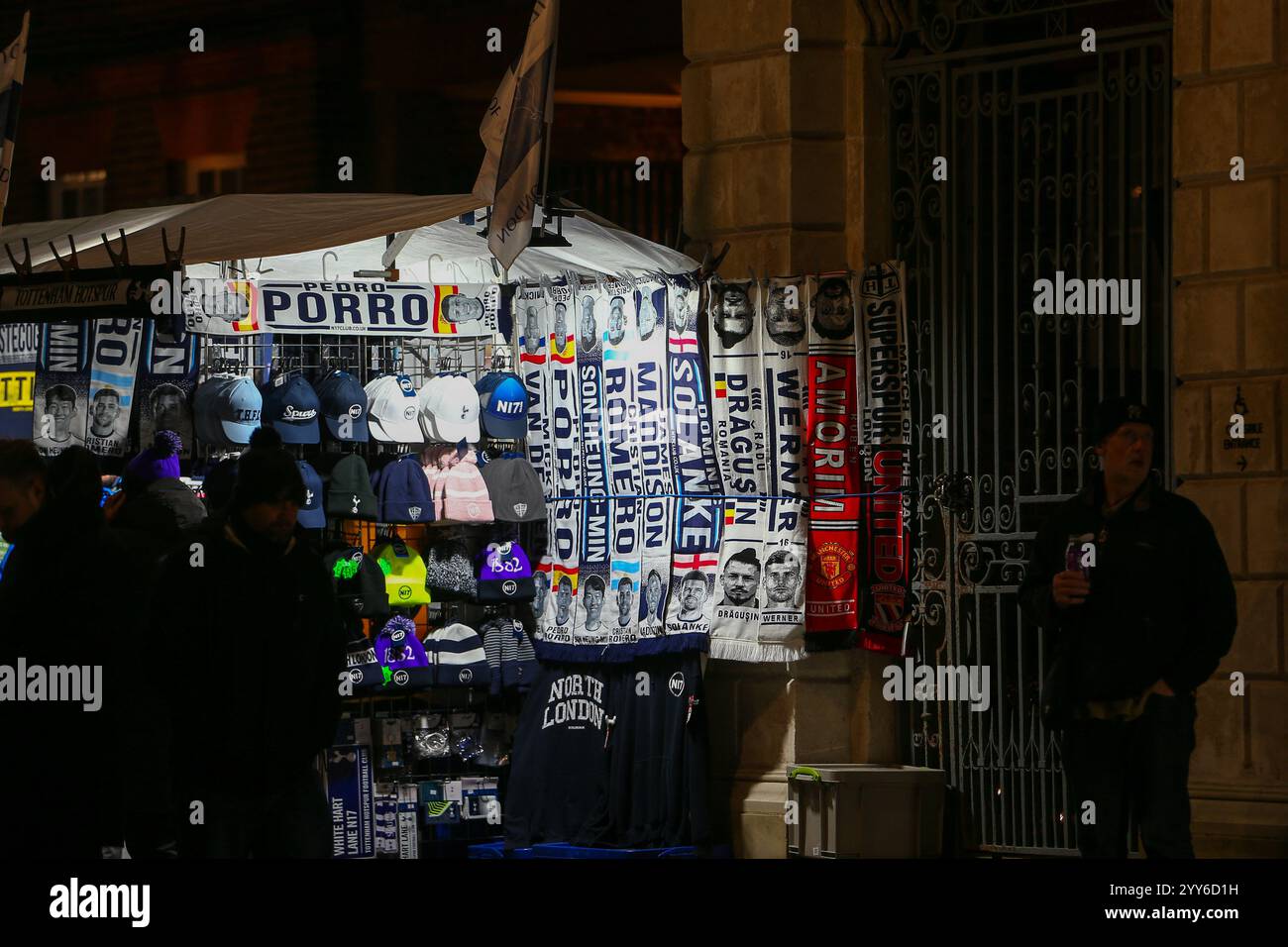 Tottenham Hotspur Stadium, London, UK. 19th Dec, 2024. Carabao Cup ...
