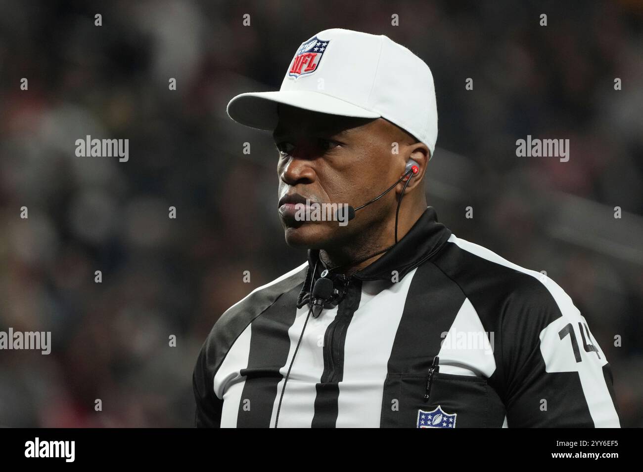 NFL Referee Shawn Smith during the first half of an NFL football game ...
