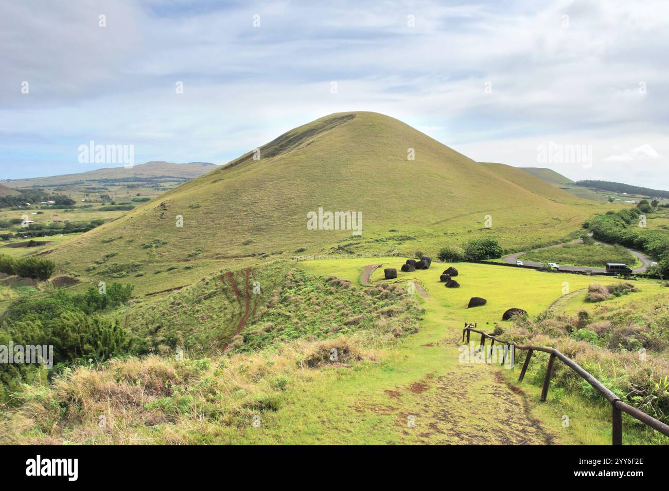Puna Pau source of the red scoria used to carve the pukao (topknots ...