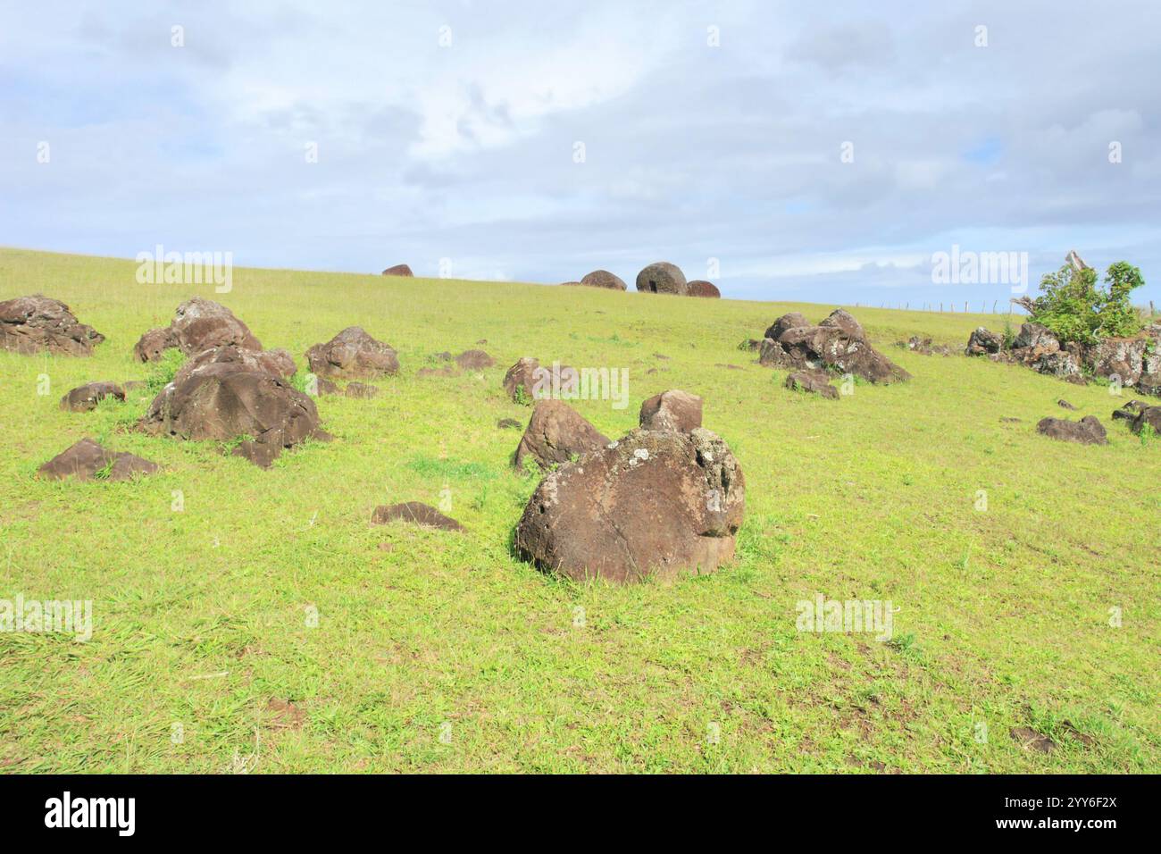 Puna Pau source of the red scoria used to carve the pukao (topknots ...