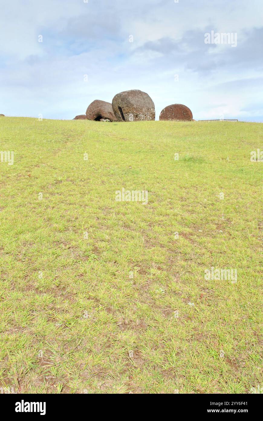 Puna Pau source of the red scoria used to carve the pukao (topknots ...