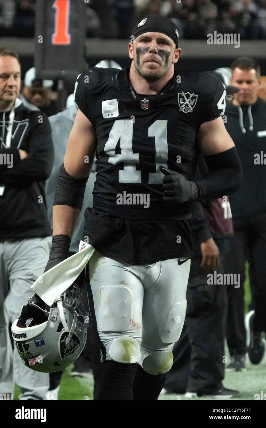 Las Vegas Raiders linebacker Robert Spillane (41) during the first half of an NFL football game ...