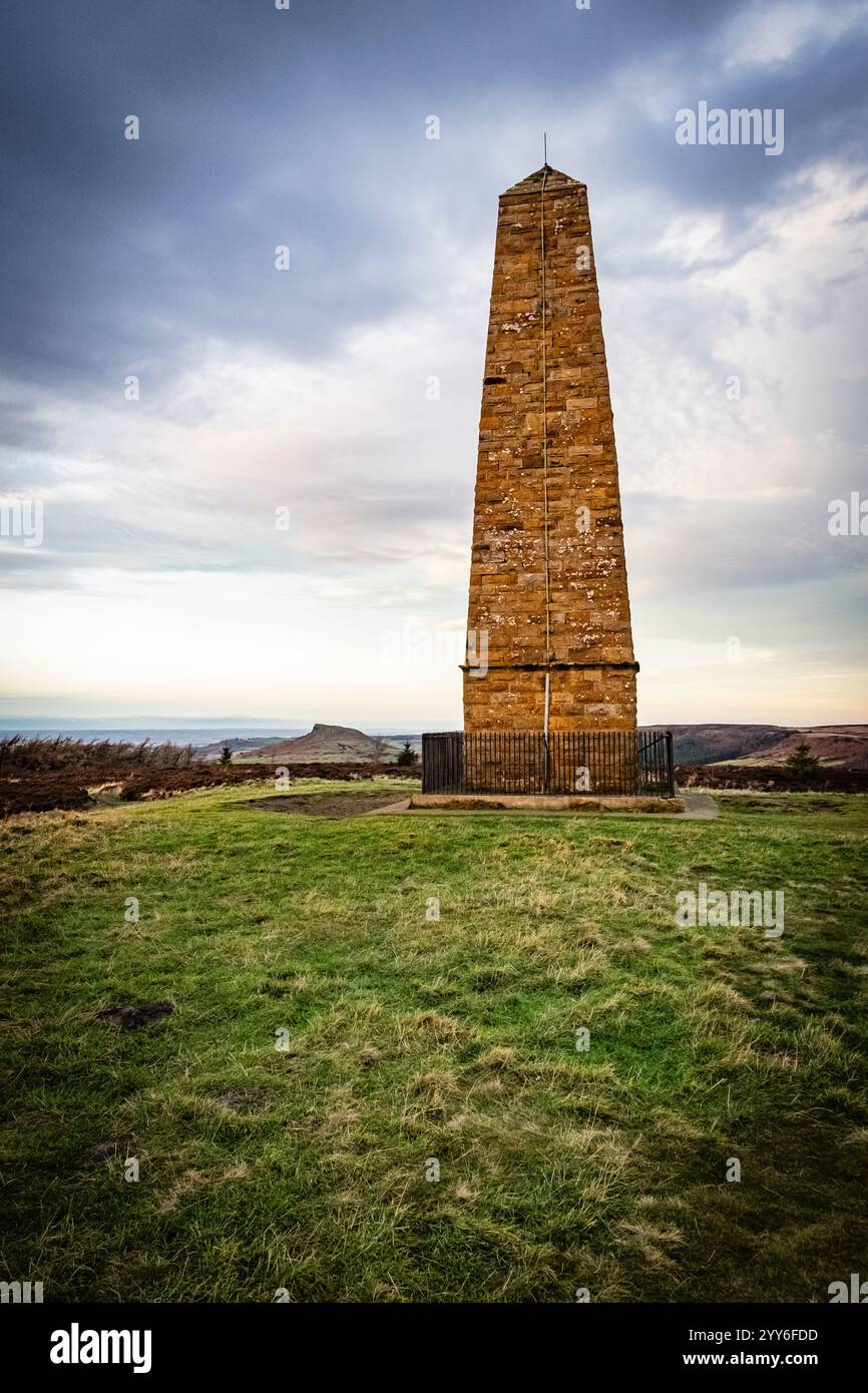 Captain Cooks Monument, Cleveland Way, North Yorkshire Moors, UK Stock Photo - Alamy