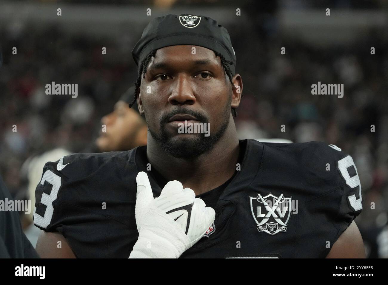 Las Vegas Raiders defensive tackle Zach Carter (93) during the first ...