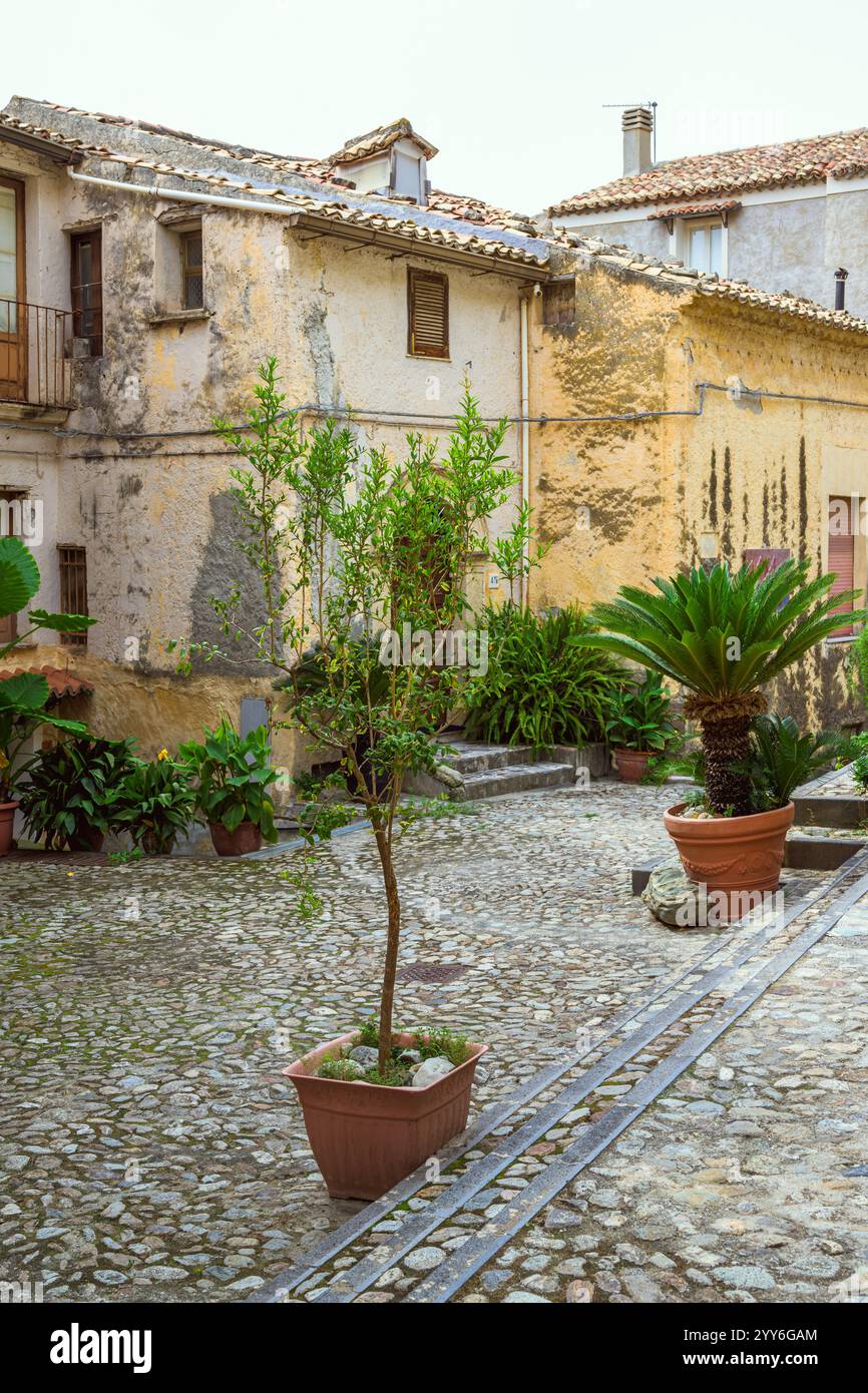 Amantea calabria italy hi-res stock photography and images - Alamy