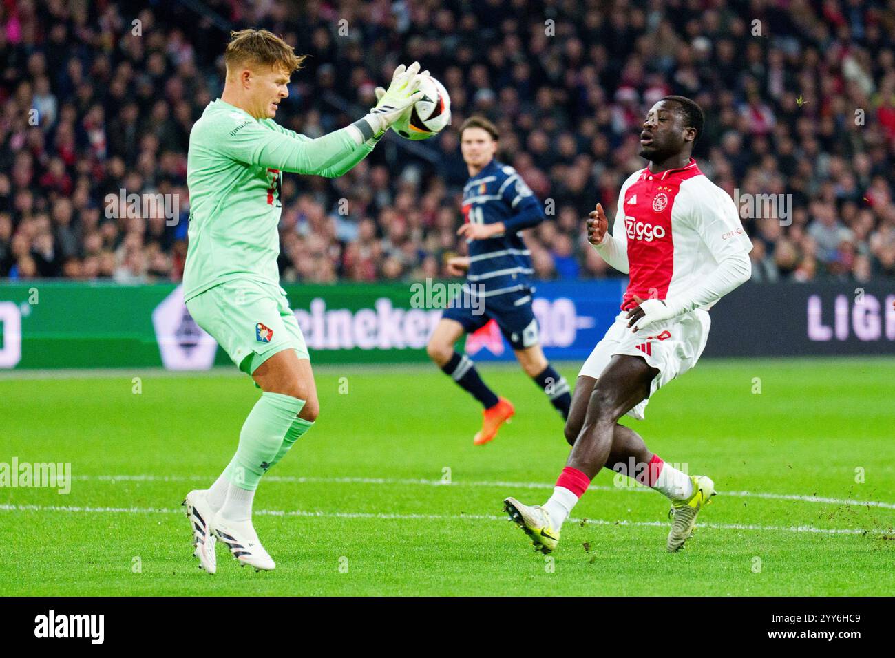 Amsterdam, Netherlands. 19th Dec, 2024. AMSTERDAM, 19-12-2024, Johan Cruijff ArenA, season 2024/ ...