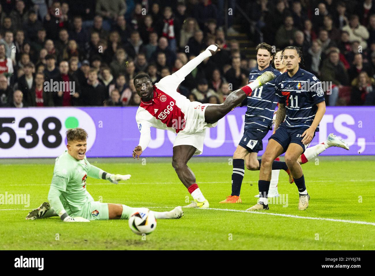 AMSTERDAM - (l-r) Telstar goalkeeper Ronald Koeman junior, Brian ...