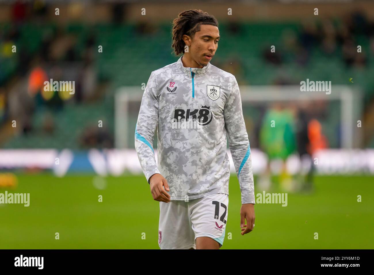 Bashir Humphreys of Burnley warms up before the Sky Bet Championship ...