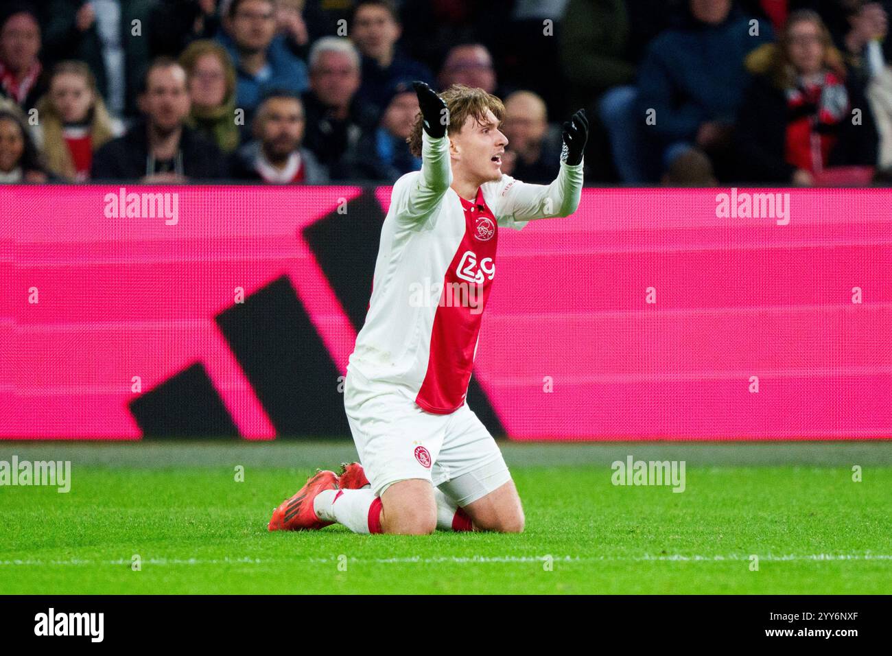 Amsterdam, Netherlands. 19th Dec, 2024. AMSTERDAM, 19-12-2024, Johan Cruijff ArenA, season 2024/ ...