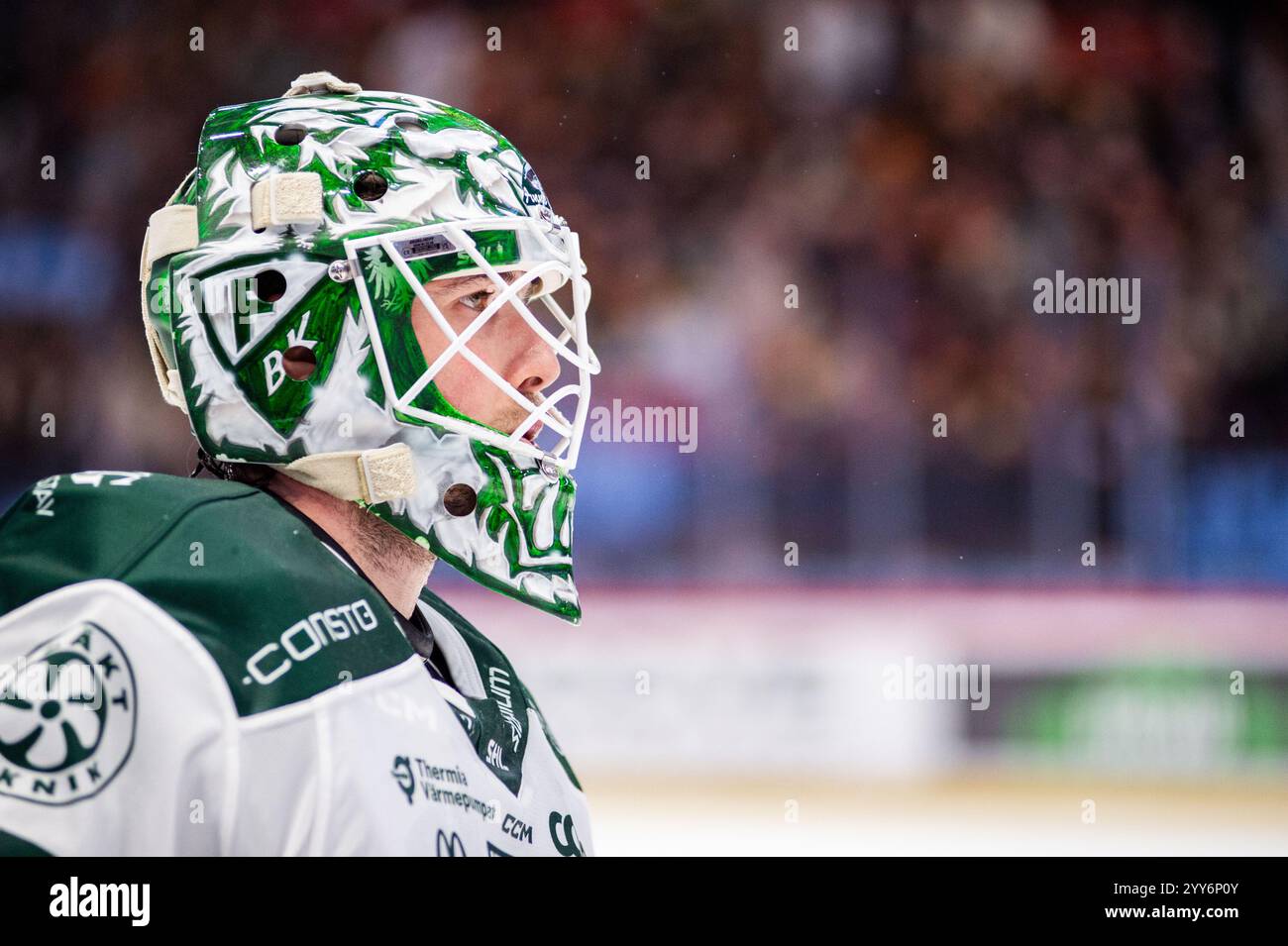 241219 Färjestads målvakt Maxime Lagacé under ishockeymatchen i SHL ...