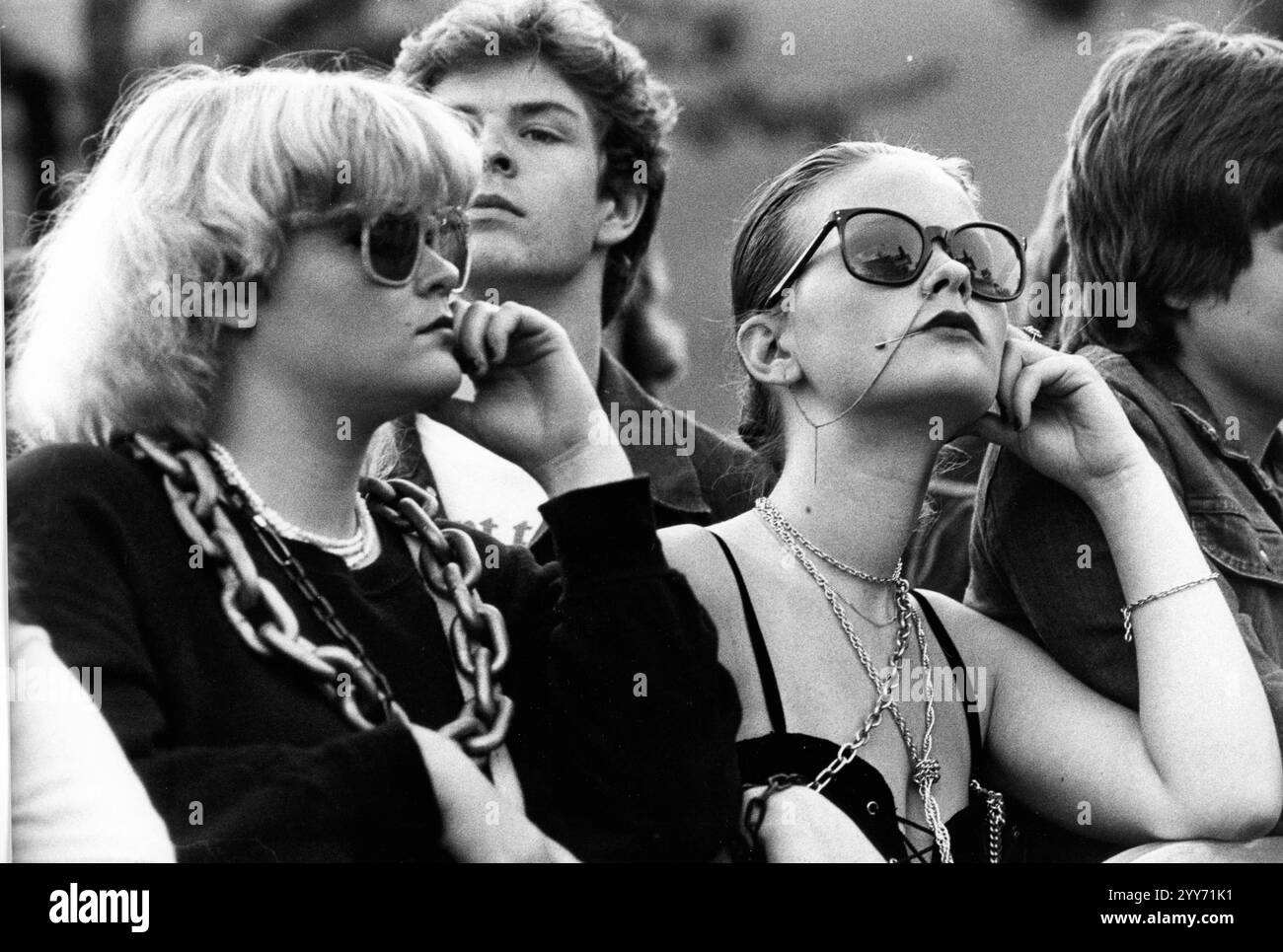 October 6, 1969: Three female hippies from punk rock group gather on ...