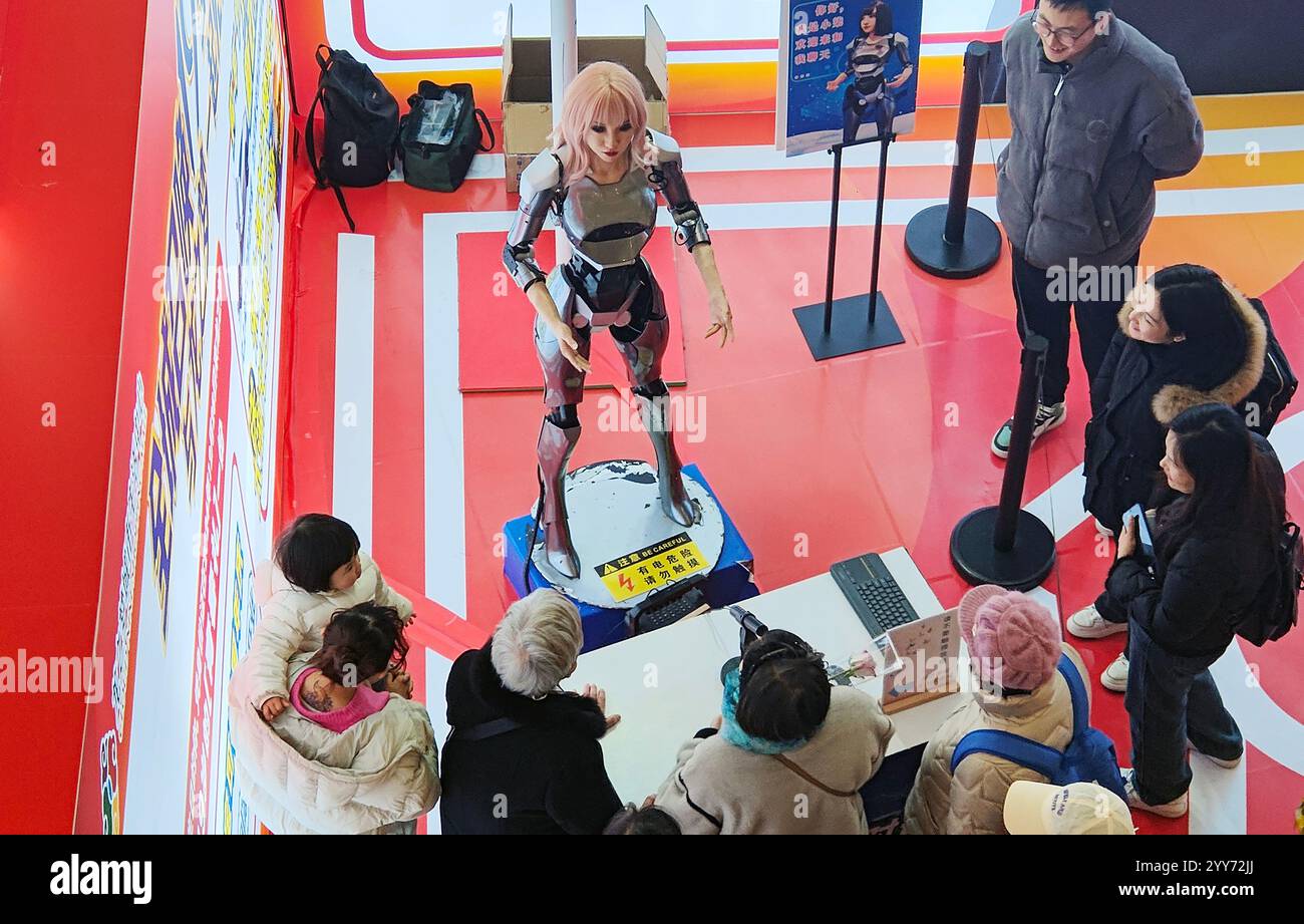 Shanghai, China. 20th Dec, 2024. SHANGHAI, CHINA - DECEMBER 19, 2024 ...