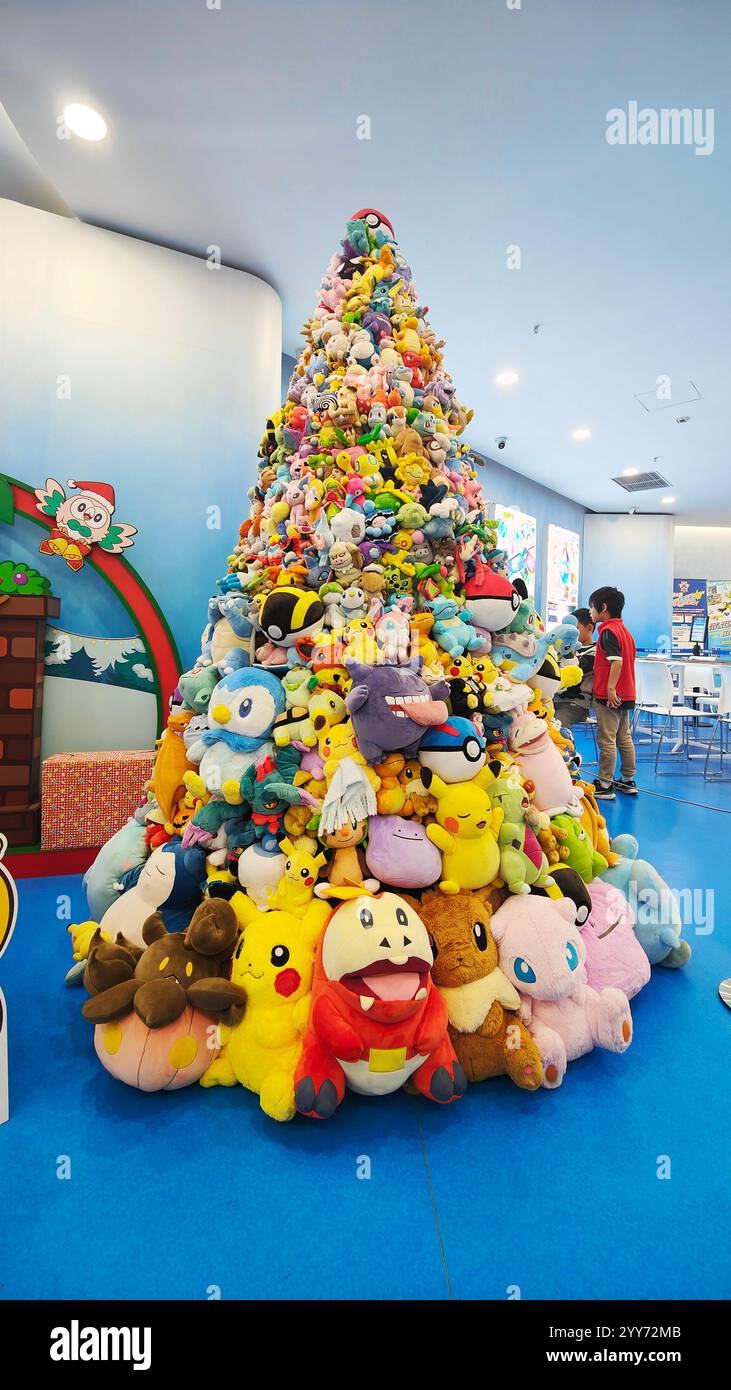 Shanghai, China. 20th Dec, 2024. SHANGHAI, CHINA - DECEMBER 19, 2024 ...