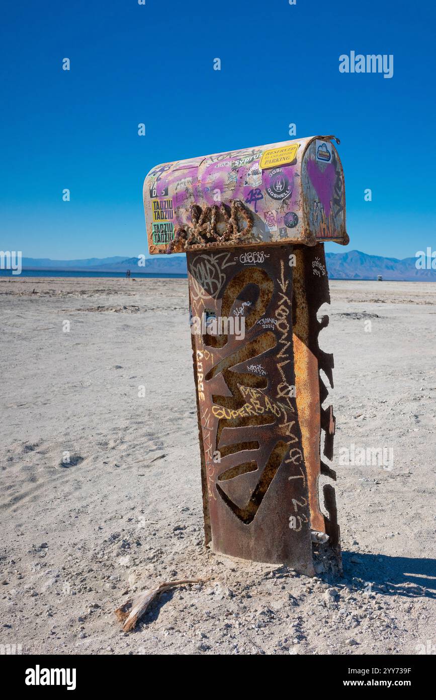Mailbox installation art hi-res stock photography and images - Alamy