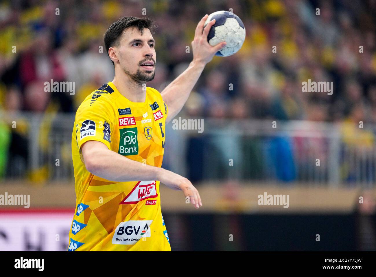 Heidelberg, Deutschland. 19th Dec, 2024. Ivan Martinovic (RNL, 5), am ...