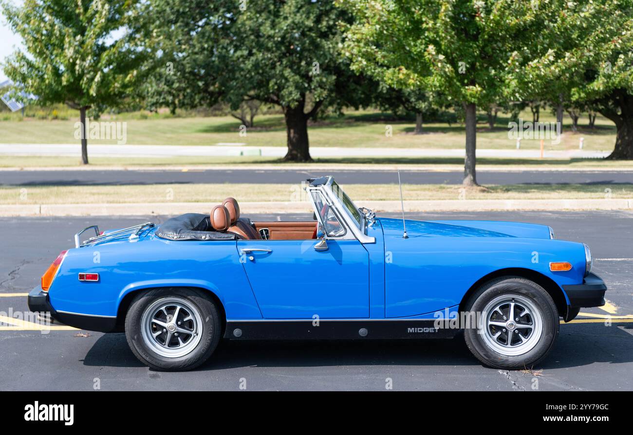 Chicago, Illinois, USA - September 08, 2024: 1975 MG Midget blue retro ...