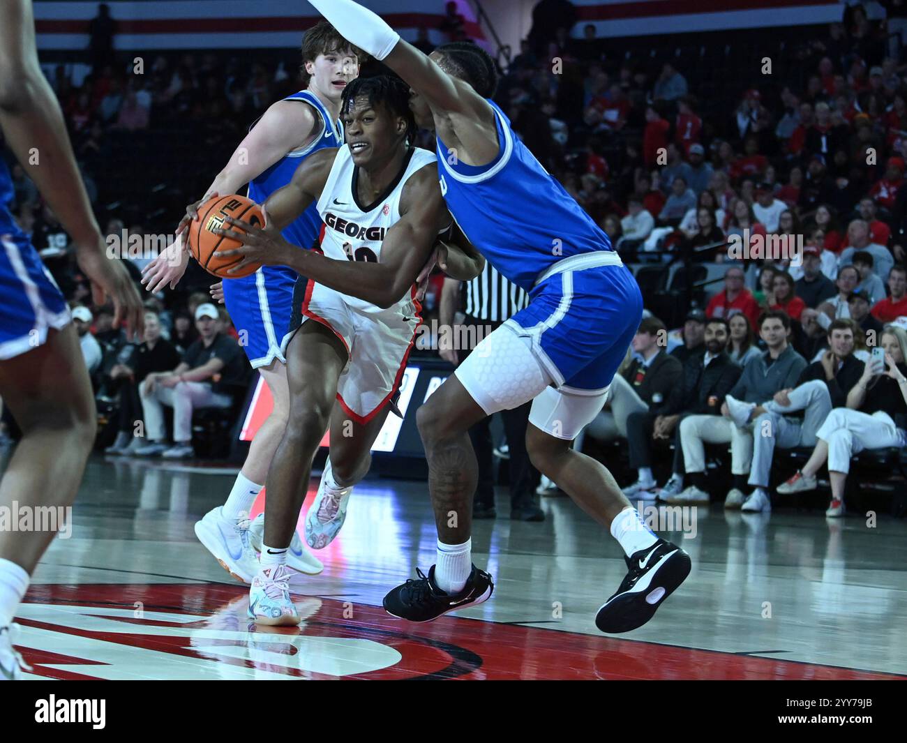 ATHENS, GA - DECEMBER 19: Georgia Bulldogs forward RJ Godfrey (10 ...