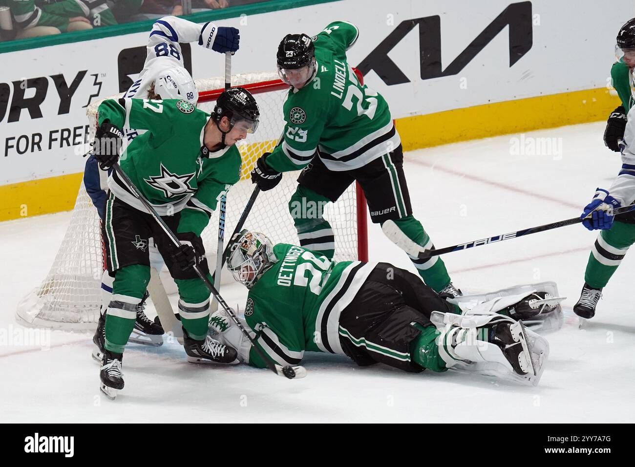 Dallas, United States. 18th Dec, 2024. Mason Marchment #27 of Dallas ...
