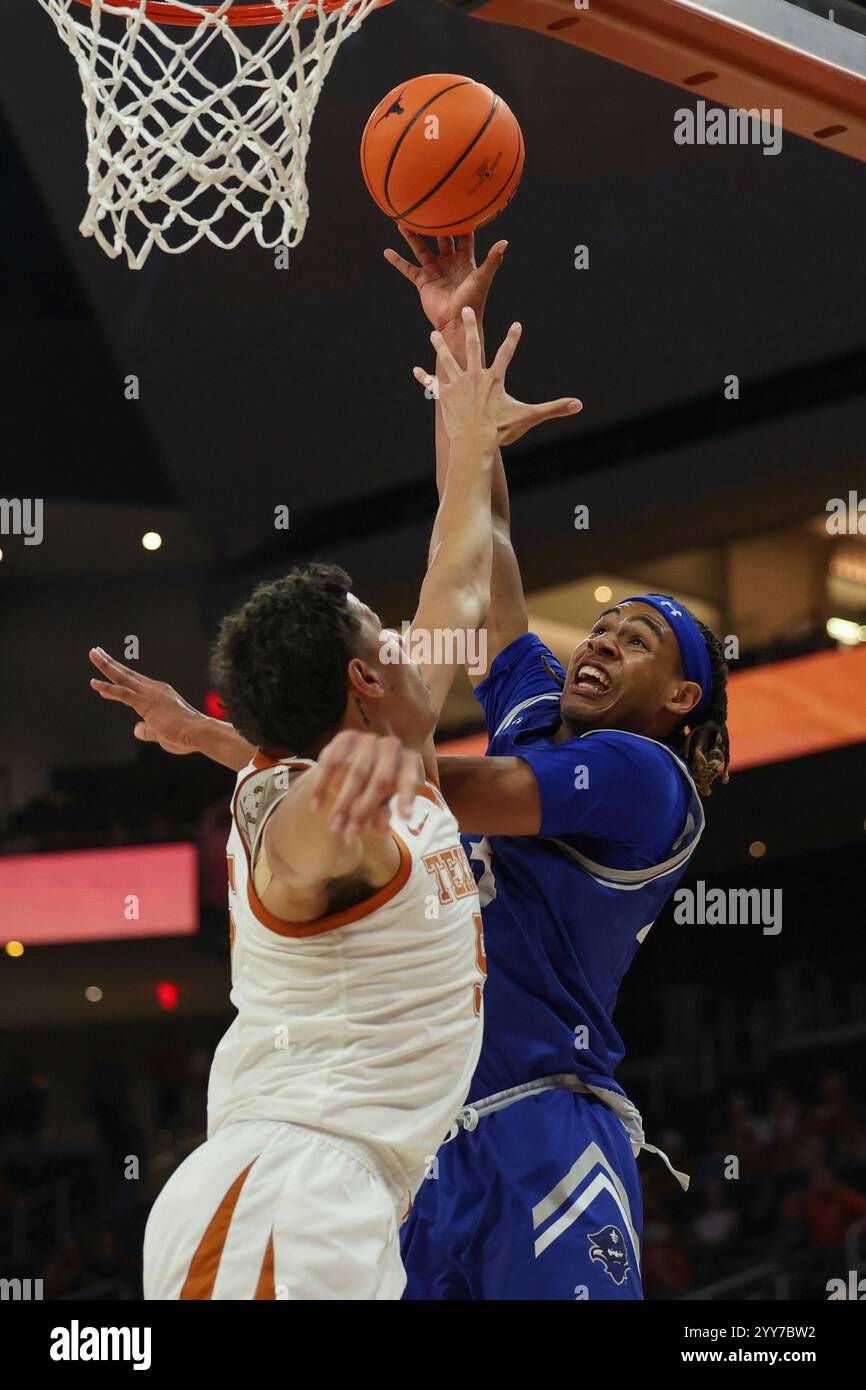 AUSTIN, TX - DECEMBER 19: New Orleans Privateers forward MJ Thomas (23 ...
