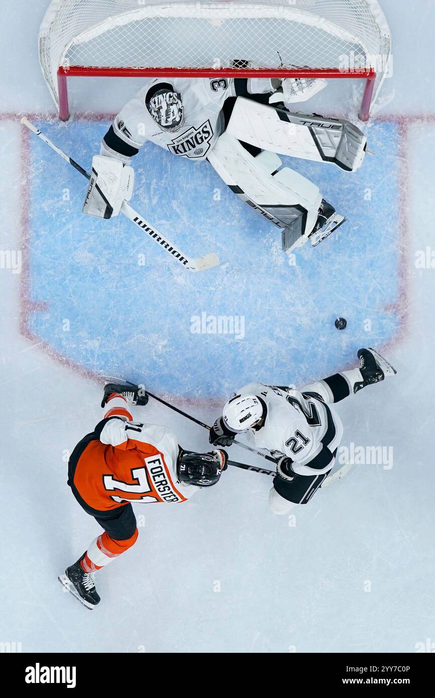 Philadelphia Flyers' Tyson Foerster (71) scores a goal past Los Angeles ...