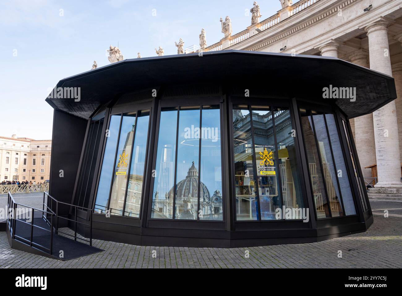 Vatican, Vatican. 19th Dec, 2024. The Dome of St. Peter's Basilica is ...