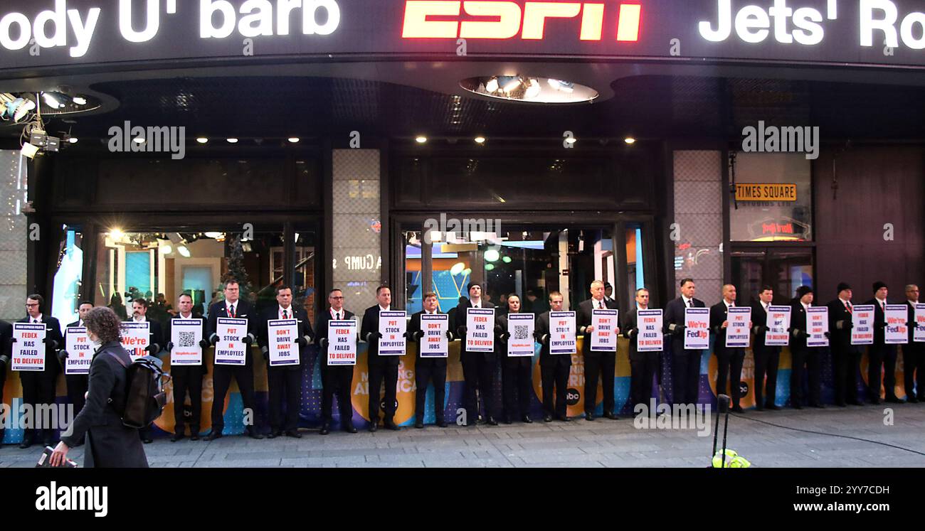 New York, NY, USA. 19th Dec, 2024. FedEx Pilots stage protest in front ...