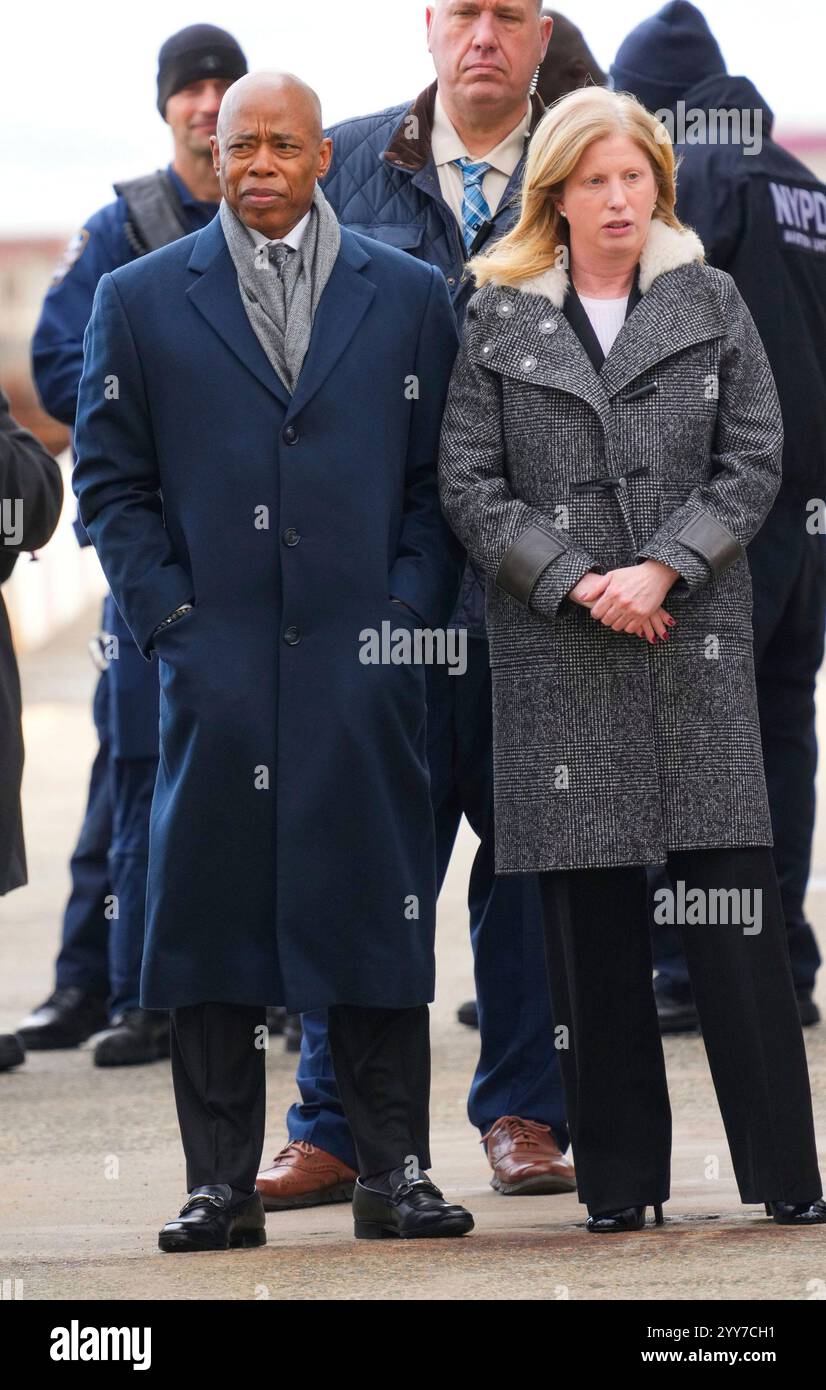 Photo by: zz/XNY/STAR MAX/IPx 2024 12/19/24 Mayor of New York City Eric ...