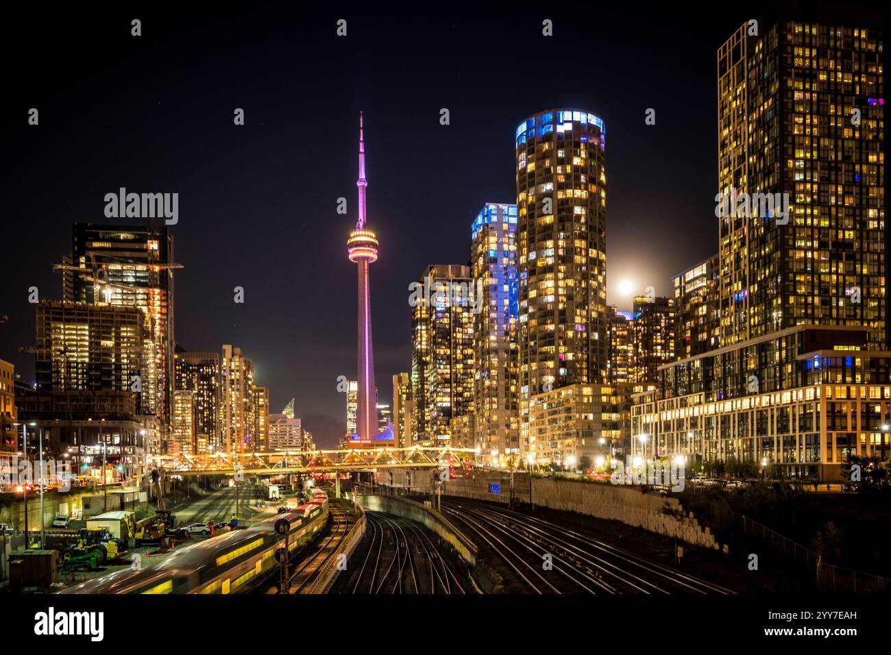 Full moon, night time Toronto, ON Skyline view withe CN Tower as the ...