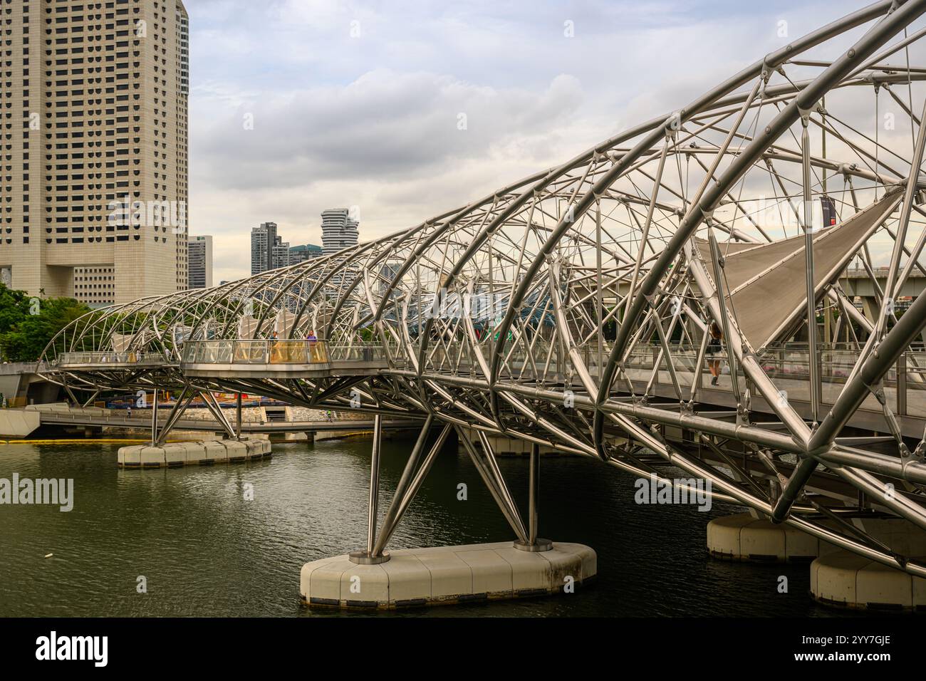The Helix Bridge, Singapore Stock Photo - Alamy