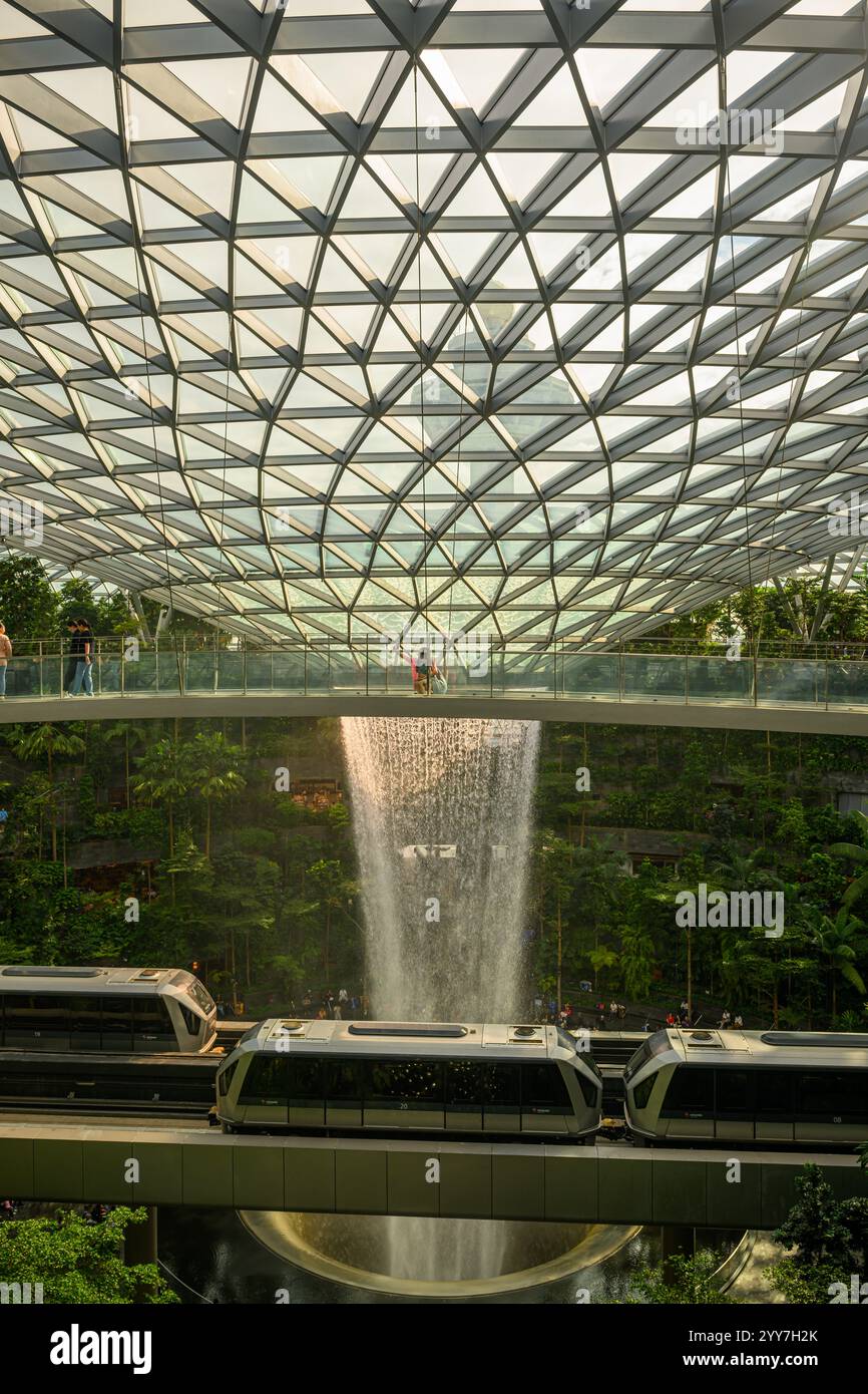 The Jewel Rain Vortex, Changi Airport, Singapore Stock Photo - Alamy