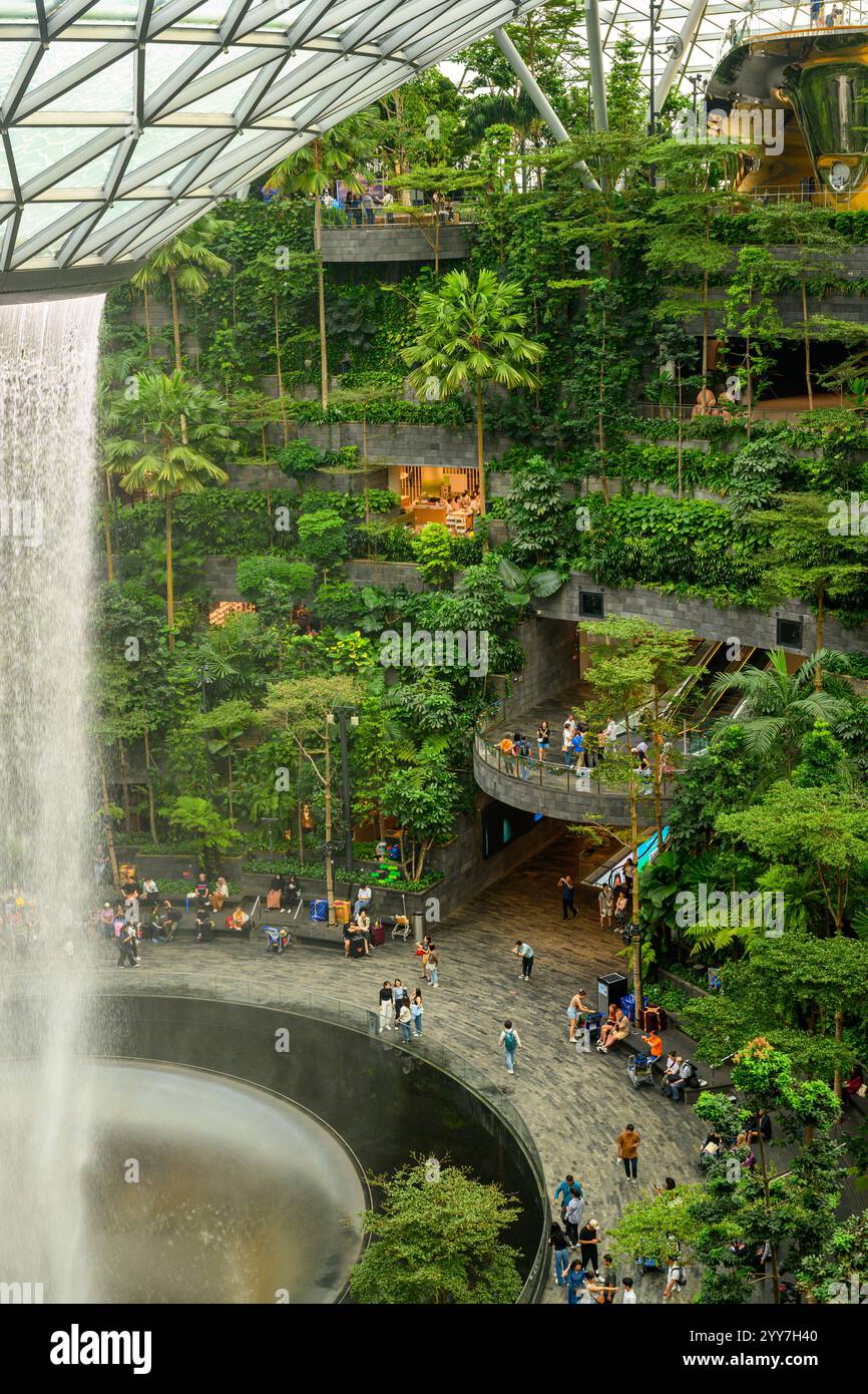 The Jewel Rain Vortex, Changi Airport, Singapore Stock Photo - Alamy