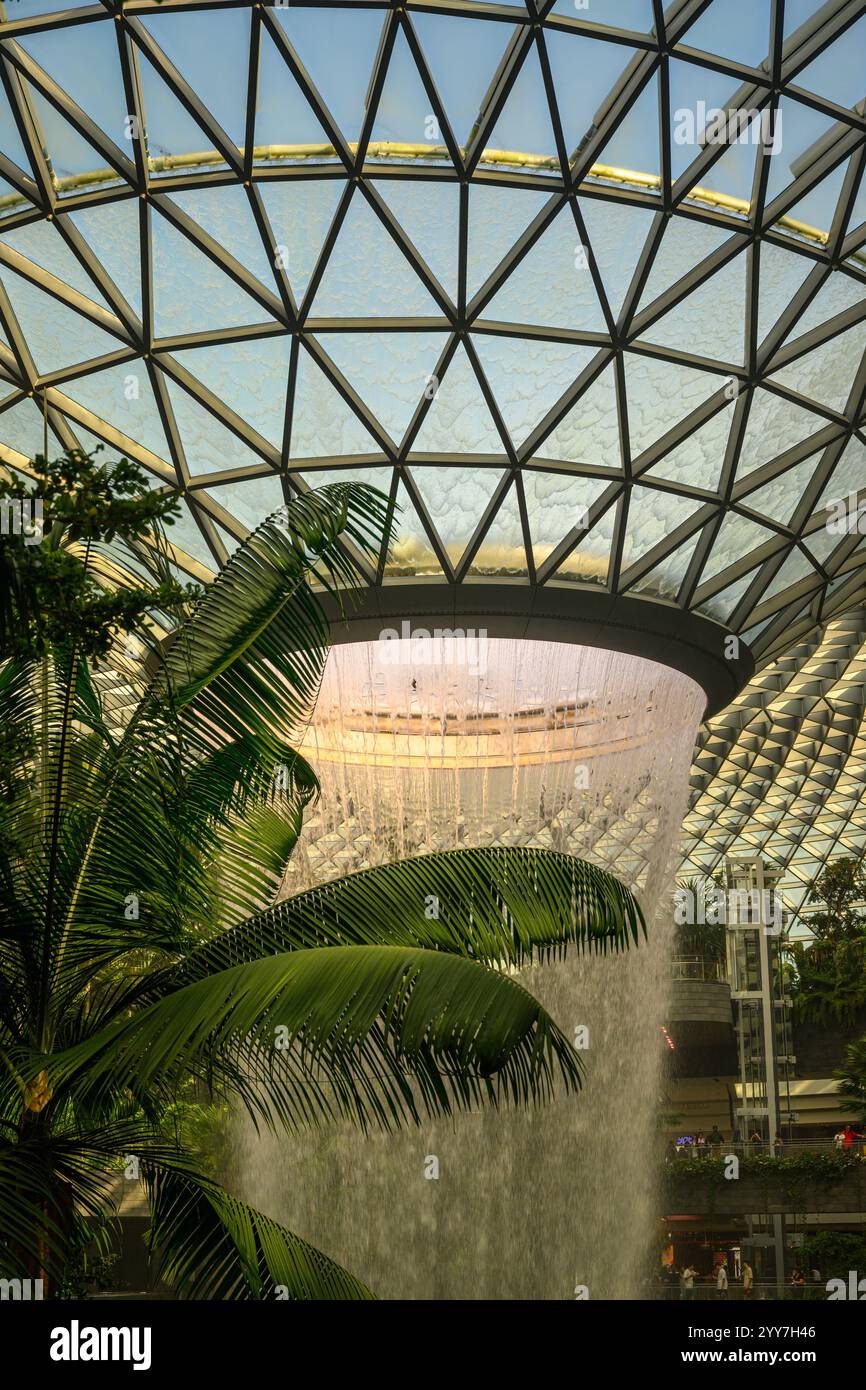 The Jewel Rain Vortex, Changi Airport, Singapore Stock Photo - Alamy
