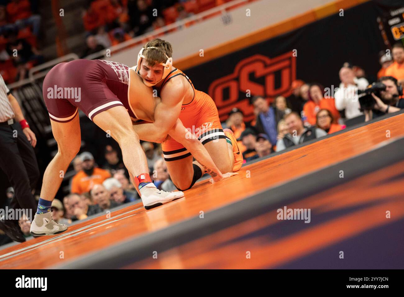 Stillwater, Oklahoma, USA. 19th Dec, 2024. Oklahoma State wrestler LUKE ...