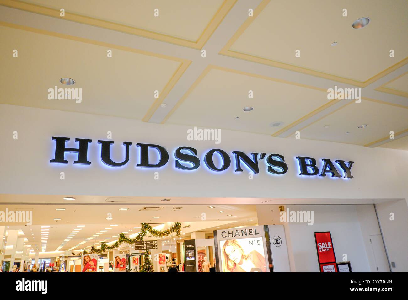 Hudson's bay company calgary hi-res stock photography and images - Alamy