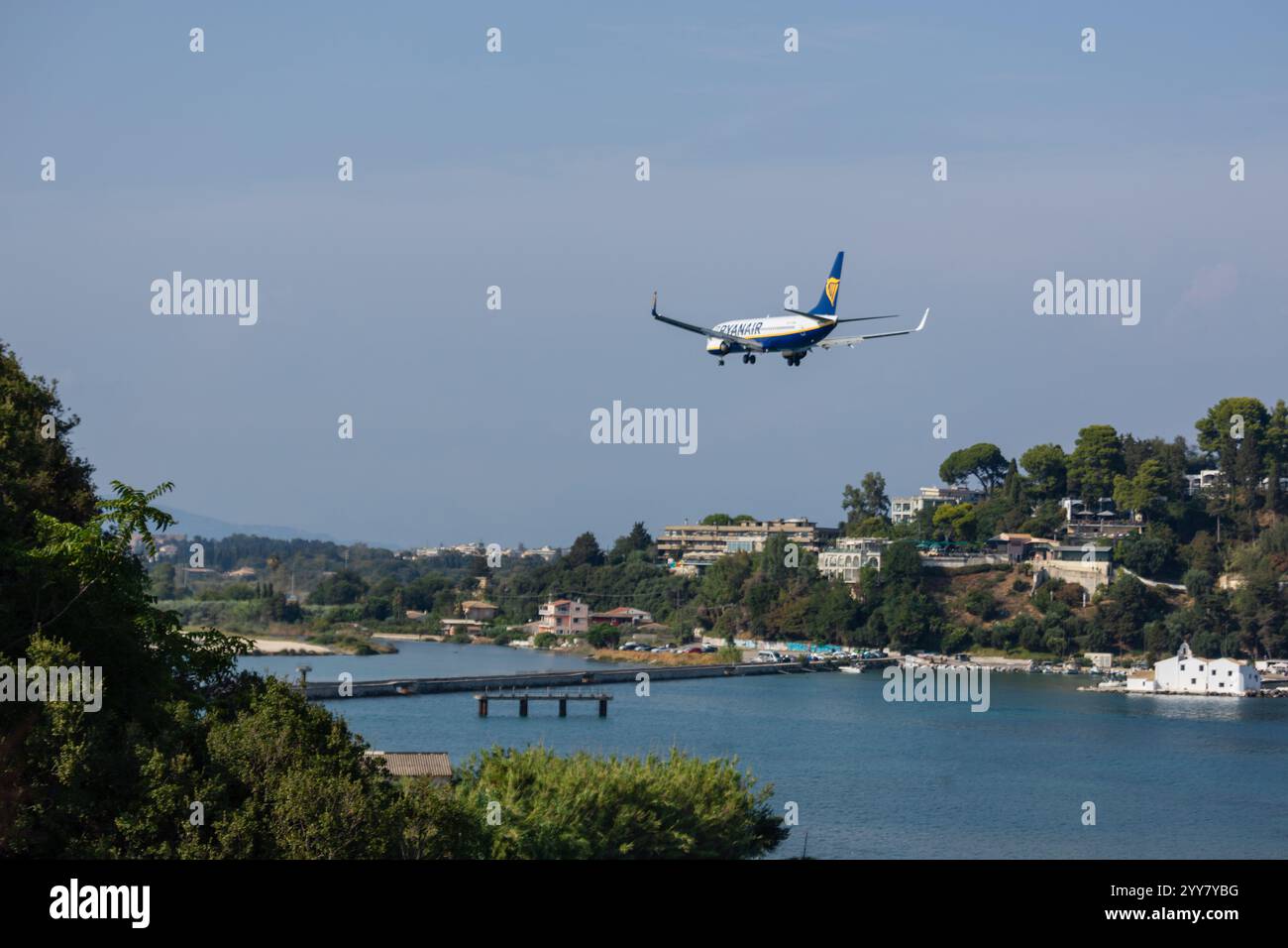 Boeing 737 max cockpit hi-res stock photography and images - Alamy