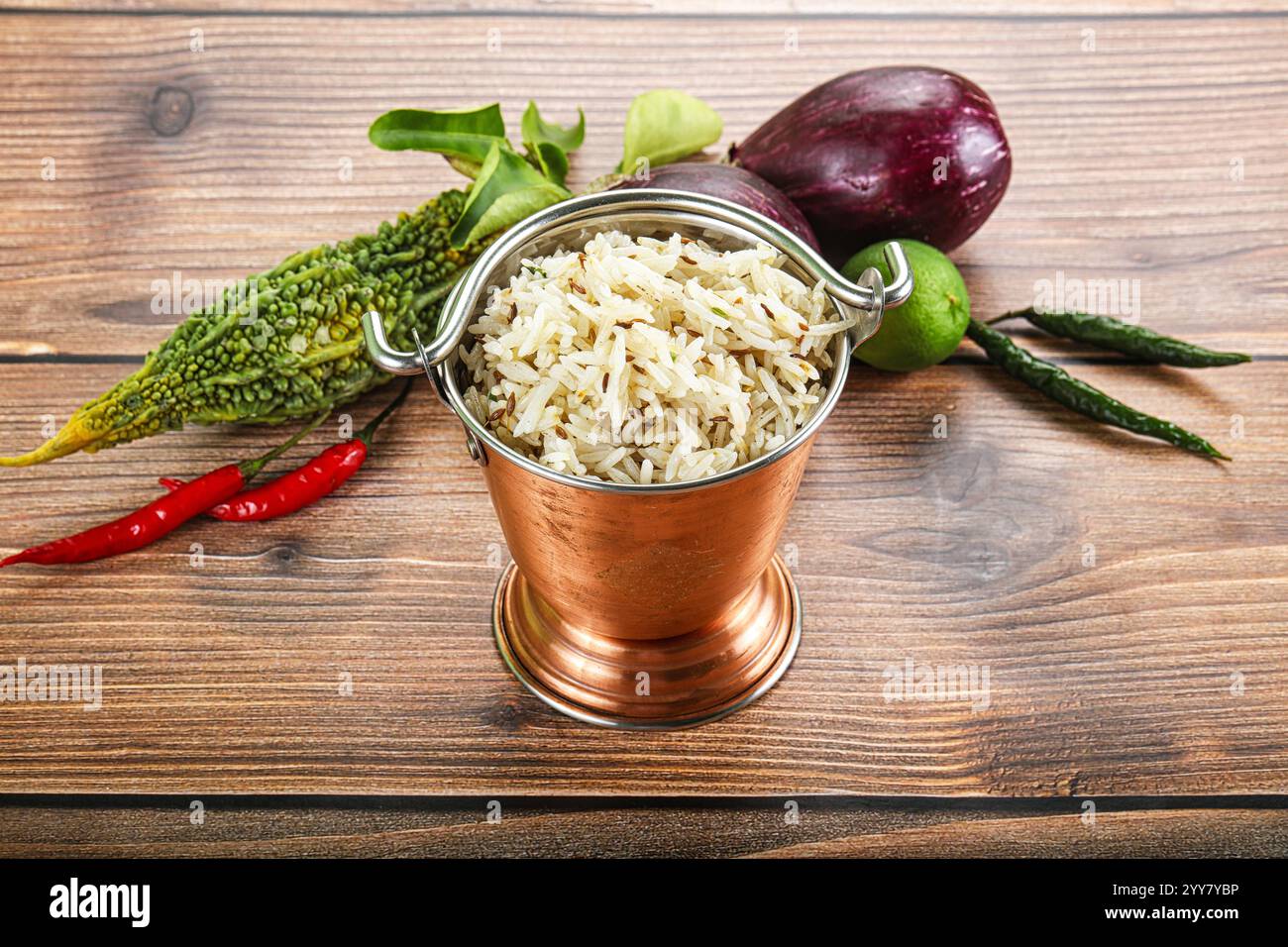Indian vegan cuisine - jeera rice basmati Stock Photo - Alamy